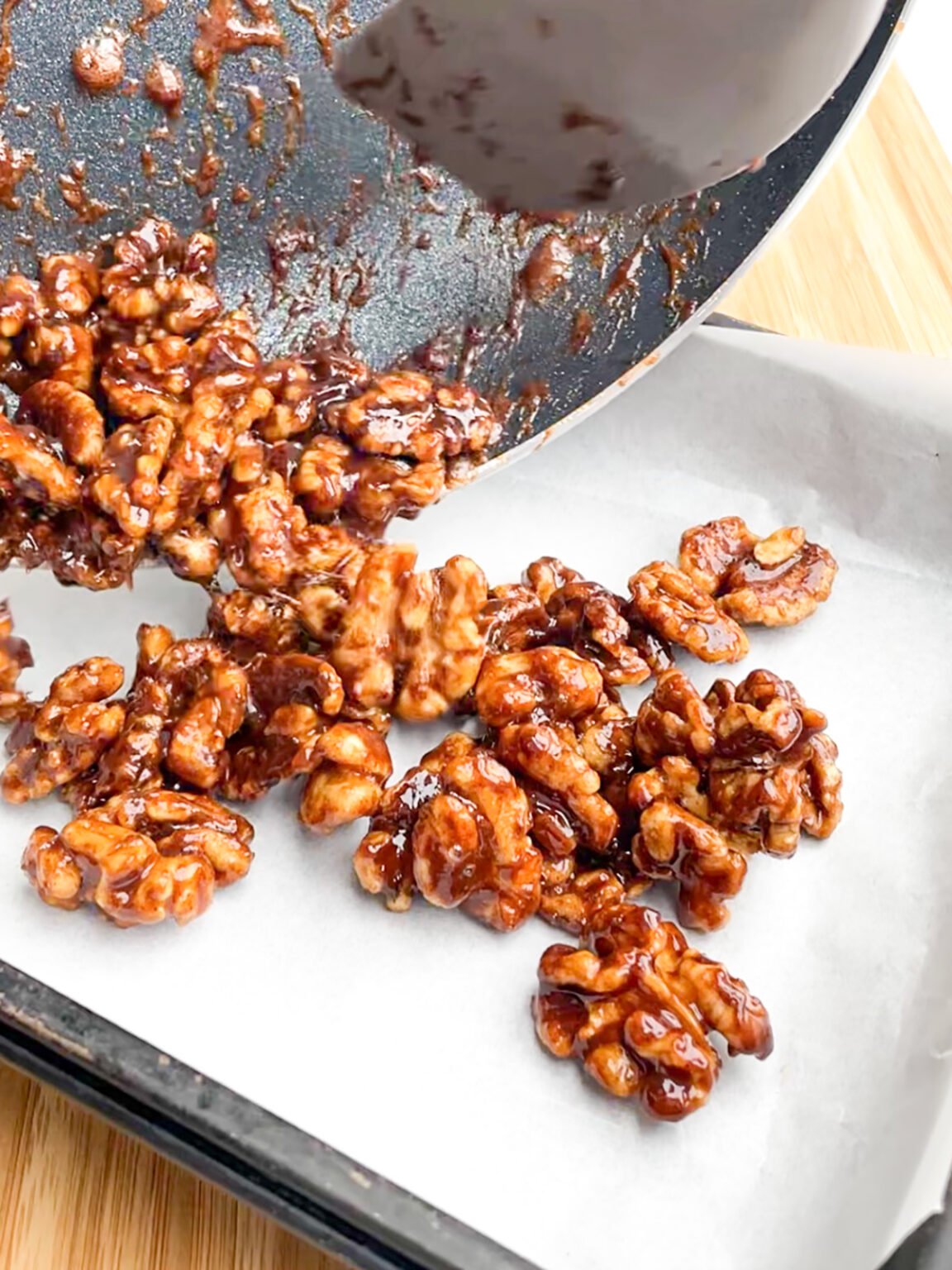 Brown Sugar Candied Walnuts - Midwestern HomeLife