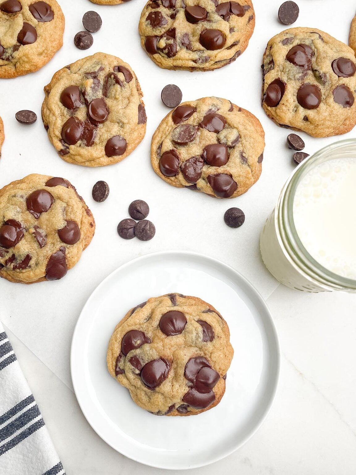 One Dozen Soft & Chewy Chocolate Chip Cookies - Midwestern HomeLife