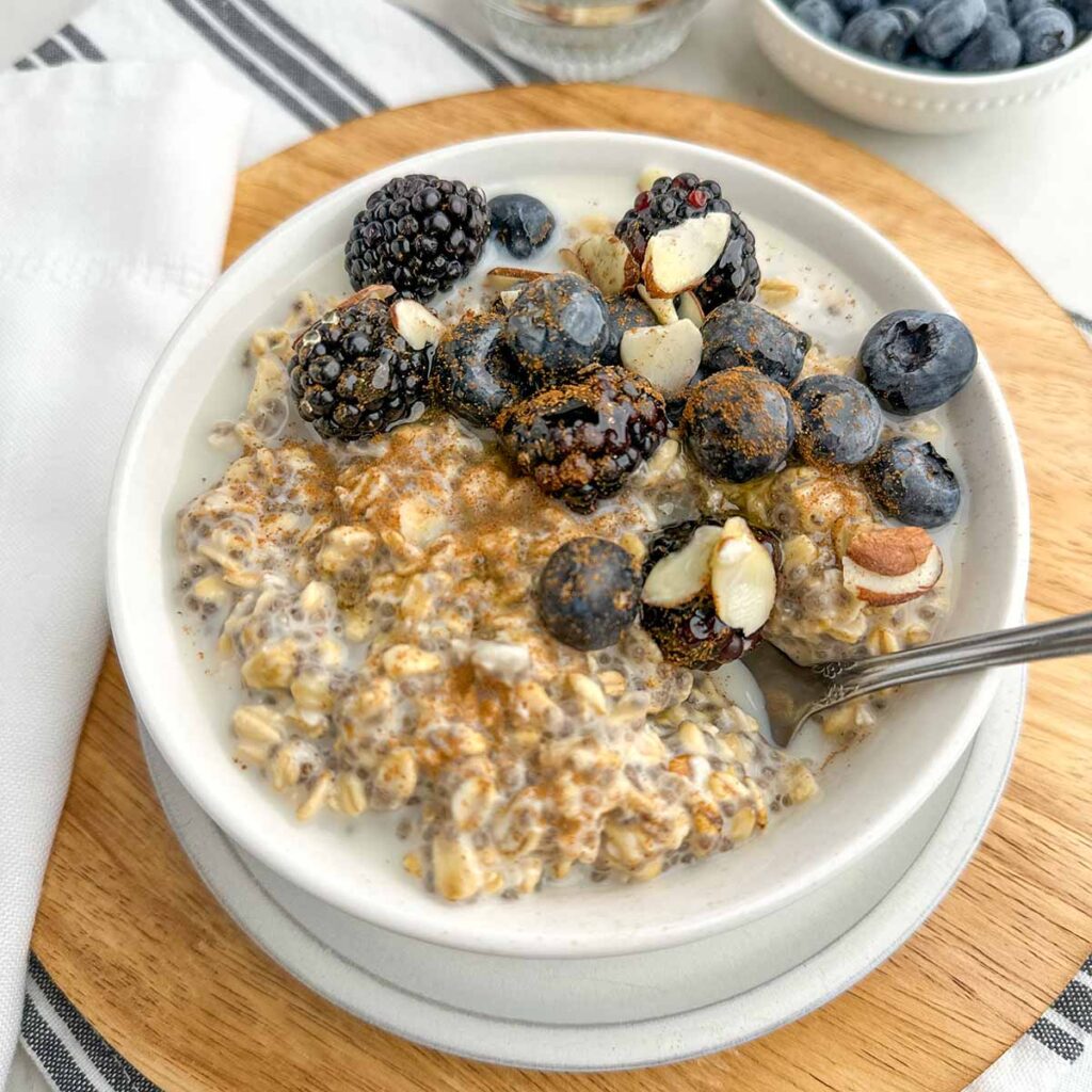 Chia Oatmeal Pudding - Midwestern HomeLife